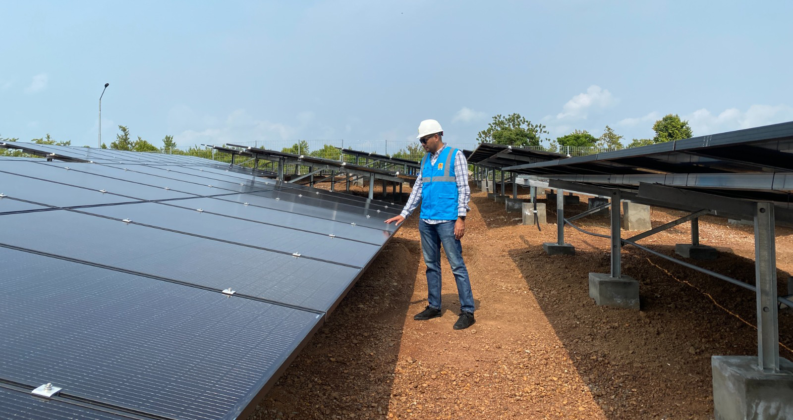 Wujudkan Transisi Energi, PLN Hadirkan Listrik Hijau di Enam Pulau ... Wujudkan Transisi Energi, PLN Hadirkan Listrik Hijau di Enam Pulau ...